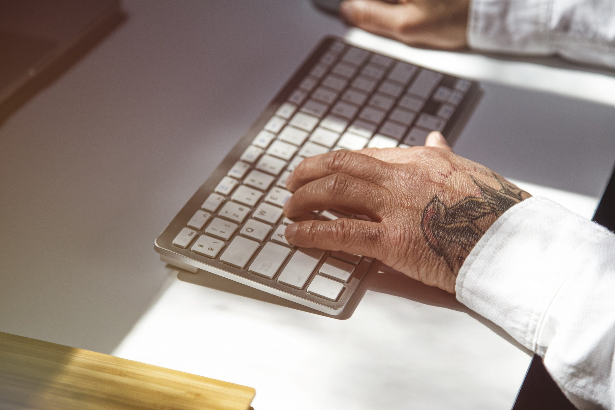 Ανωνυμία στο Διαδίκτυο: Μια σχέση που (δικαίως) φθίνει - 2045.gr