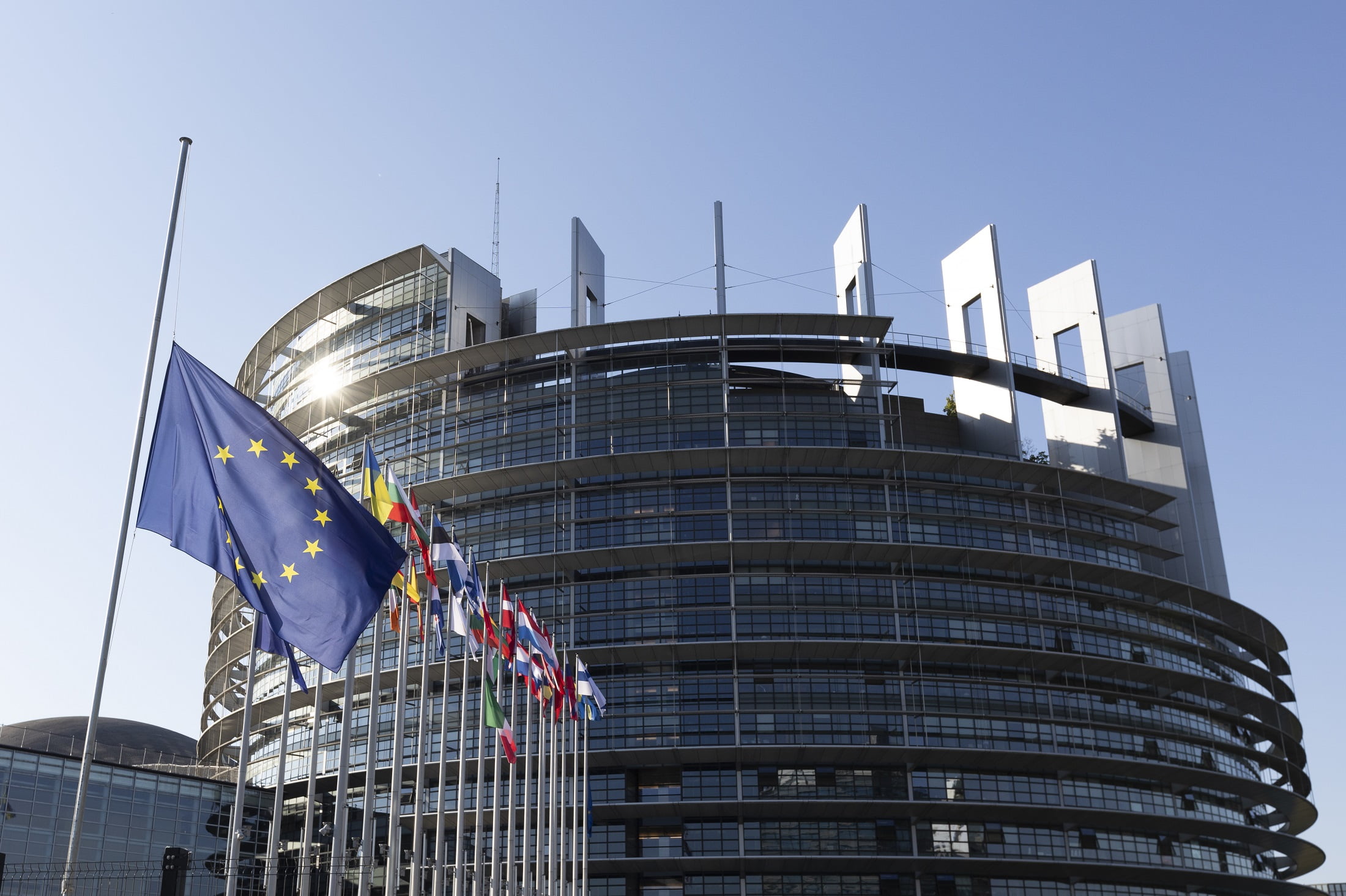 To «Brussels effect», η Τεχνητή Νοημοσύνη και η πρωτιά της Ευρώπης ...